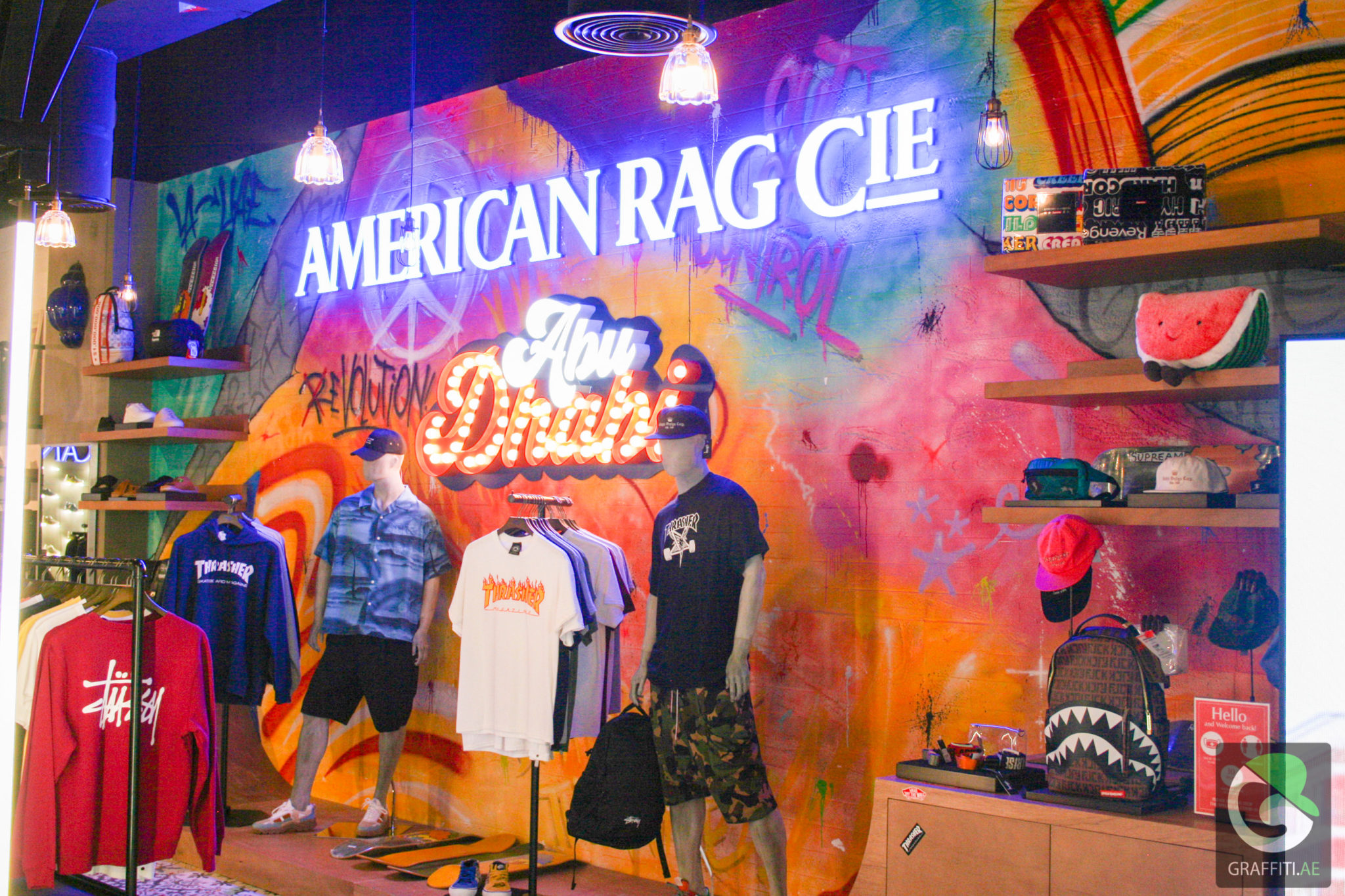 American Rag Cie Street-art wear deco | GRAFFITI .AE